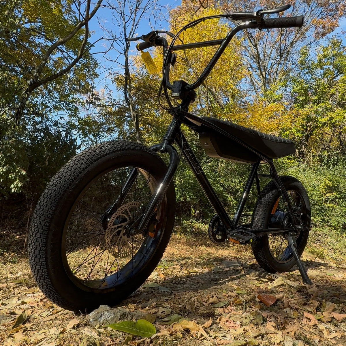Zooz – Let's Roll eBikes